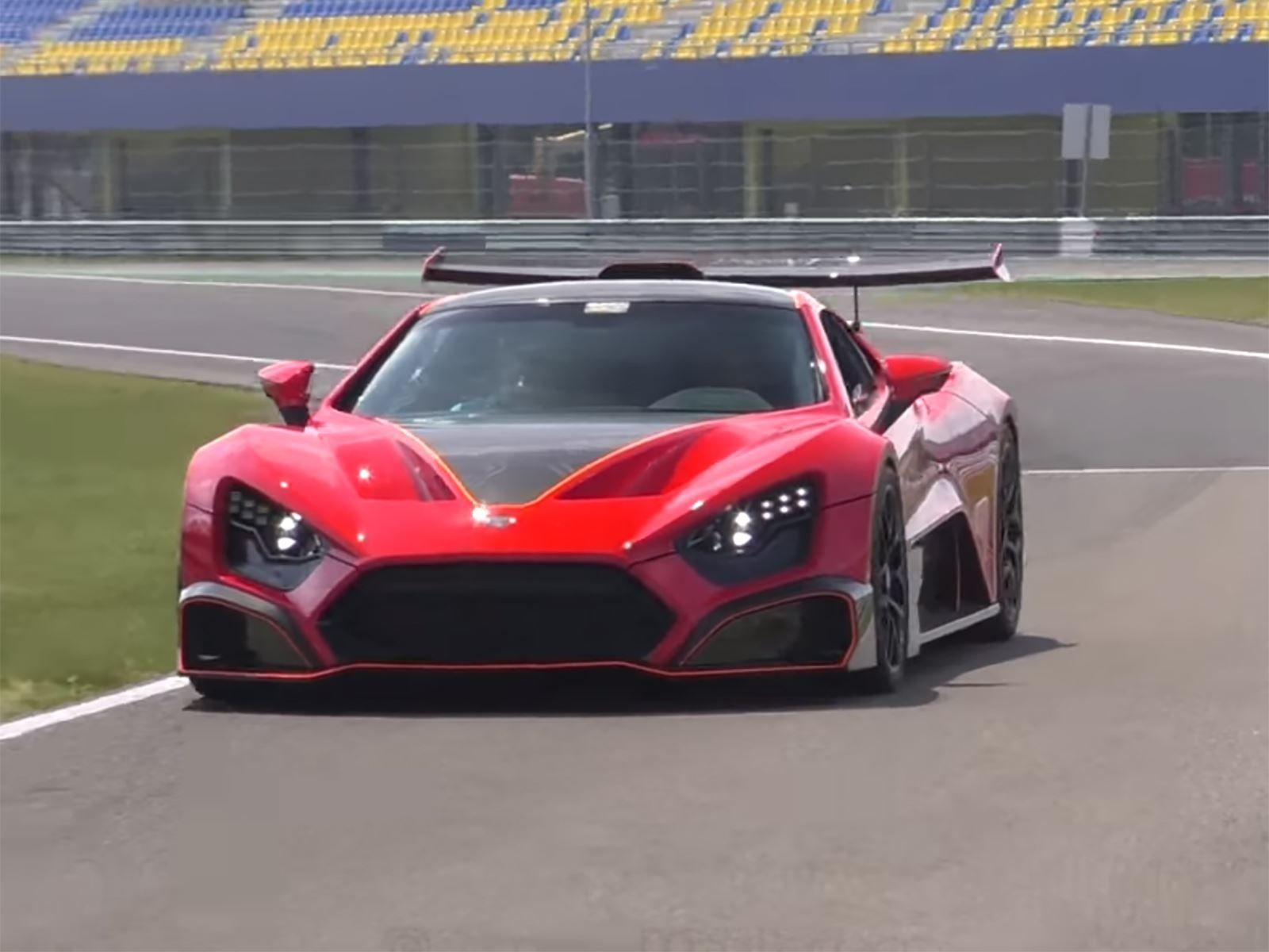 Check Out The Crazy Active Aero On The Zenvo TSR-S