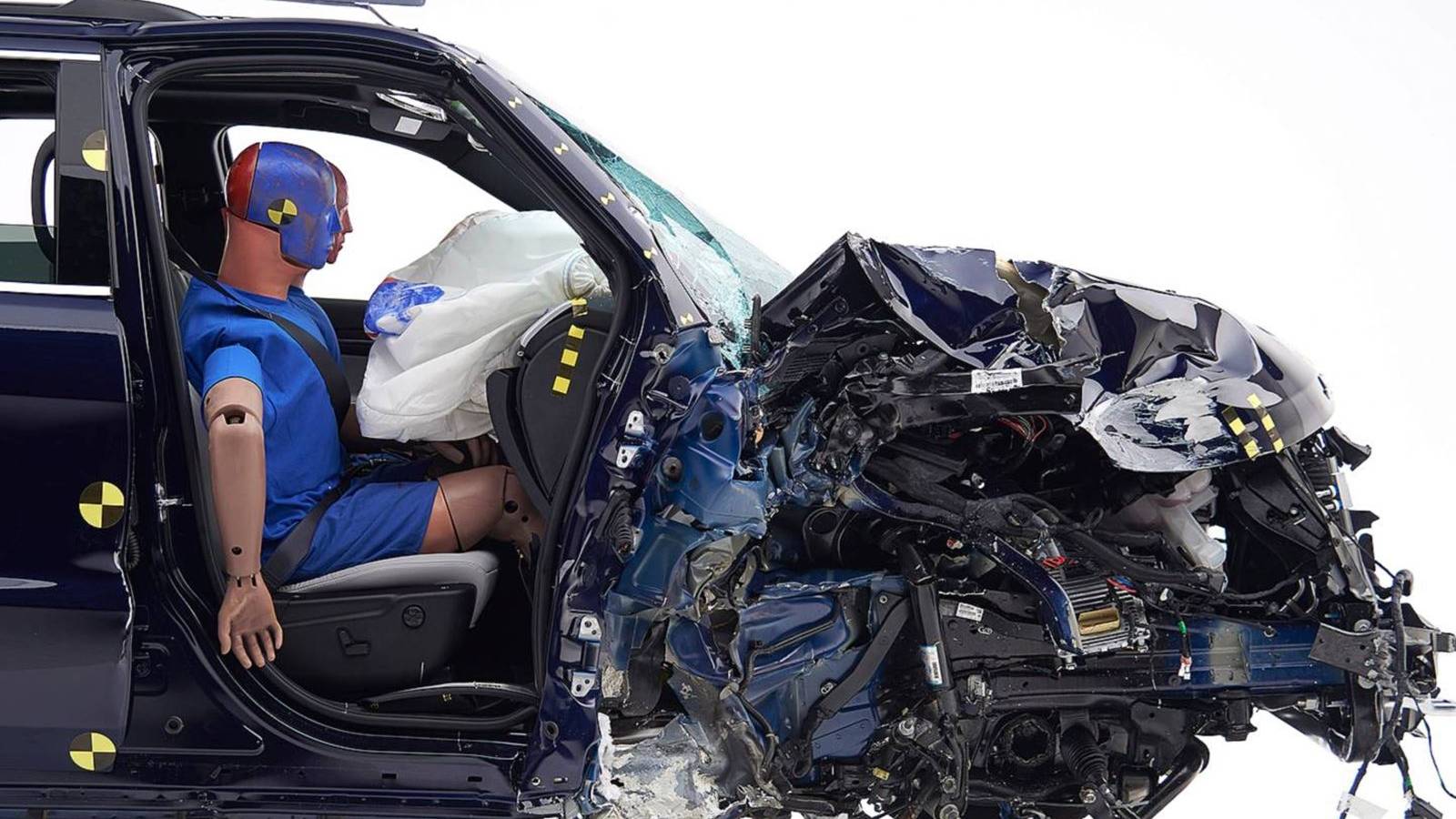 Jeep Grand Cherokee, Ford Explorer Fail Passenger-Side Crash Test