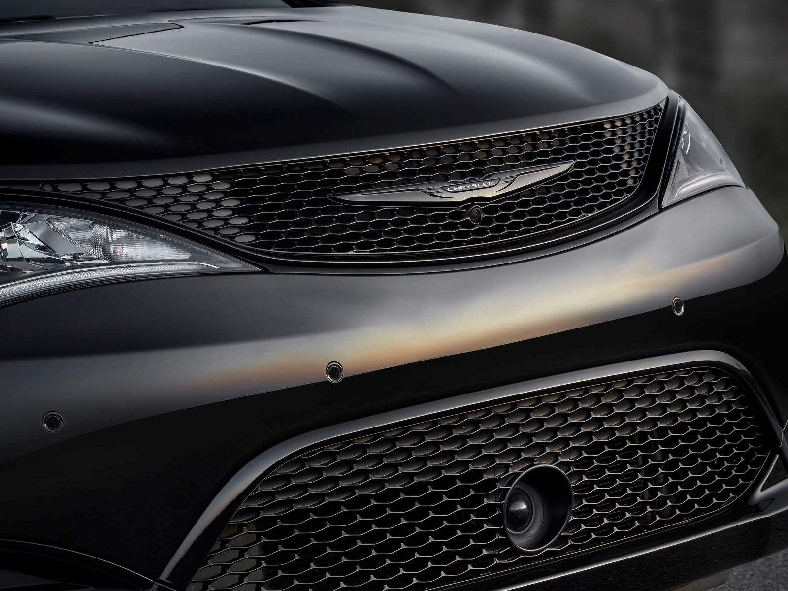 Murder Out Your Pacifica Hybrid With New S Appearance Pack