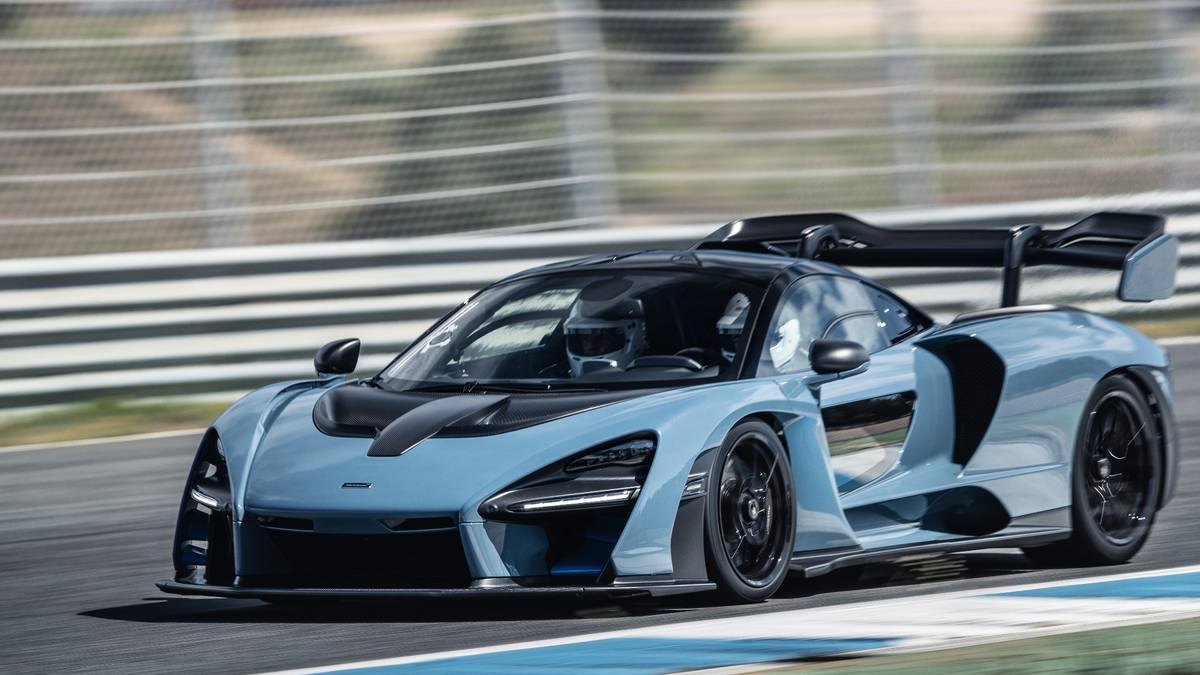 McLaren Senna: Review, Pricing, Photos, and Specs