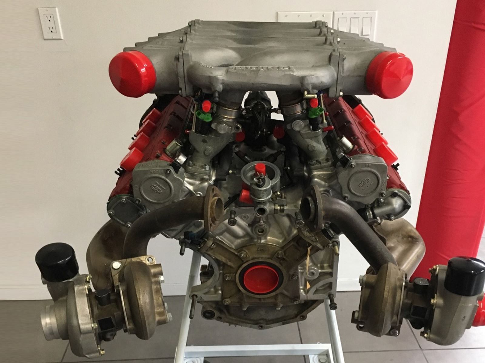 Build The Greatest Coffee Table Ever With This Ferrari F40 V8