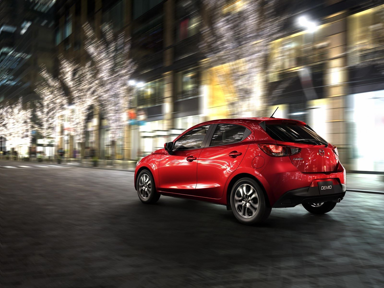 10 Incredible Small Cars We'd Love To See In The USA