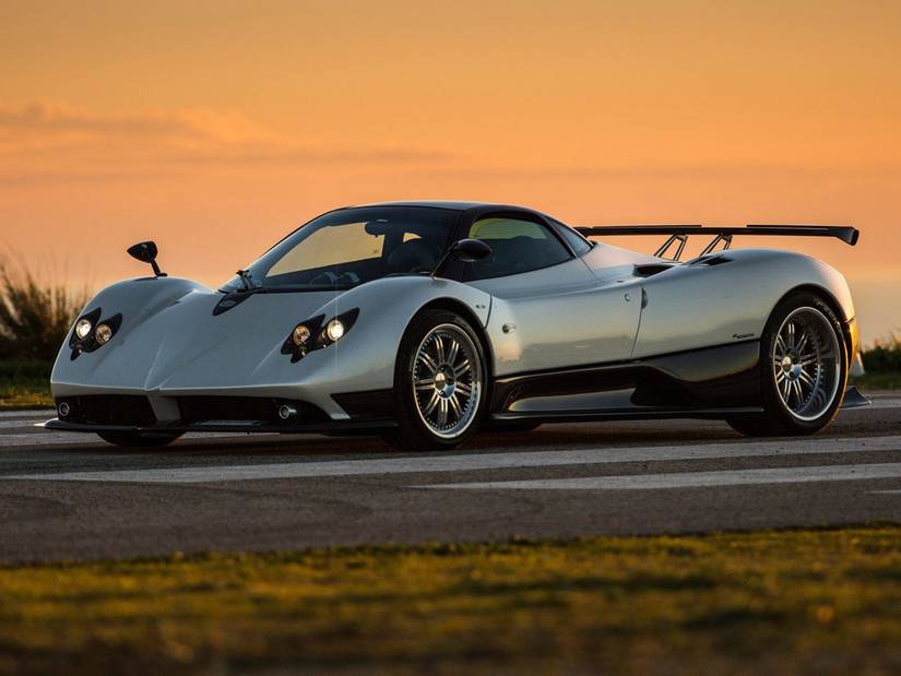 6 Amazing Supercars You Can Still Buy With A Manual Gearbox