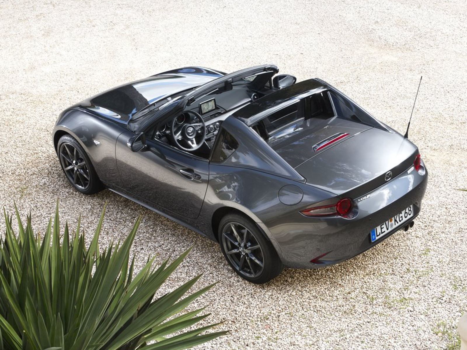 The More Powerful Mazda Miata Is Surprisingly More Efficient