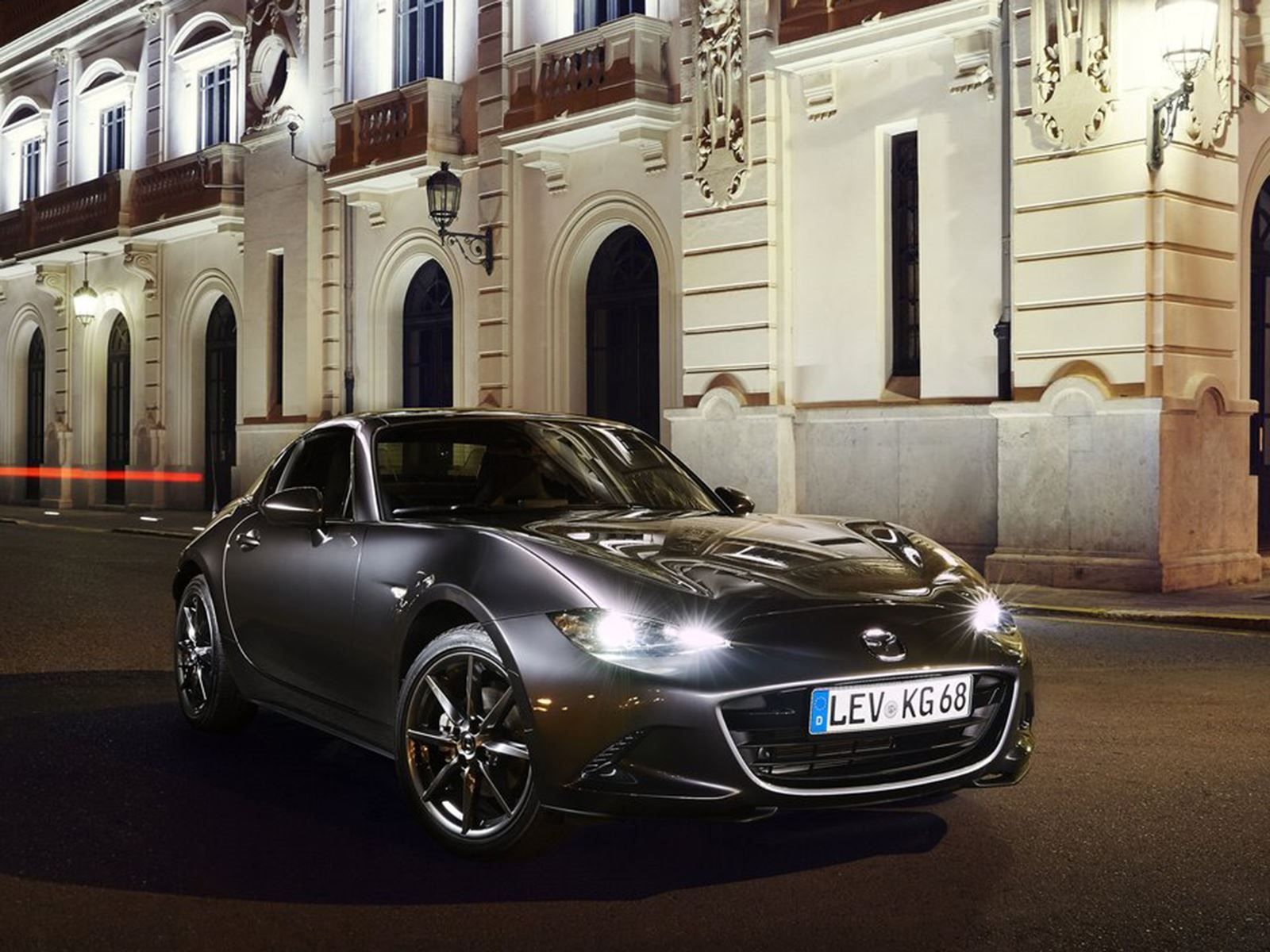 The More Powerful Mazda Miata Is Surprisingly More Efficient