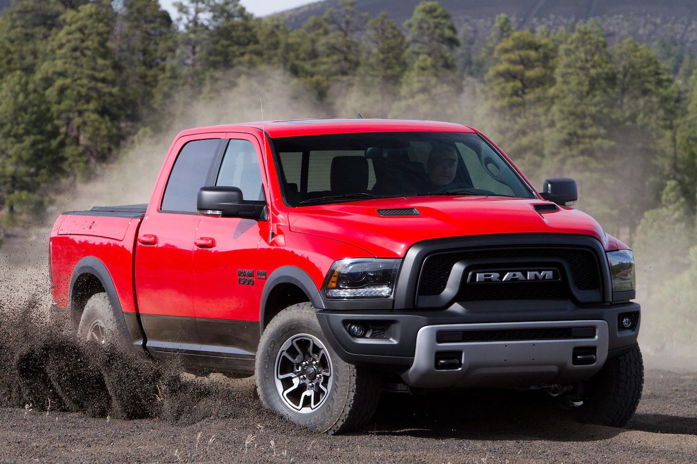 1.4 Million Ram Trucks Recalled Because The Tailgate Could Open Without ...