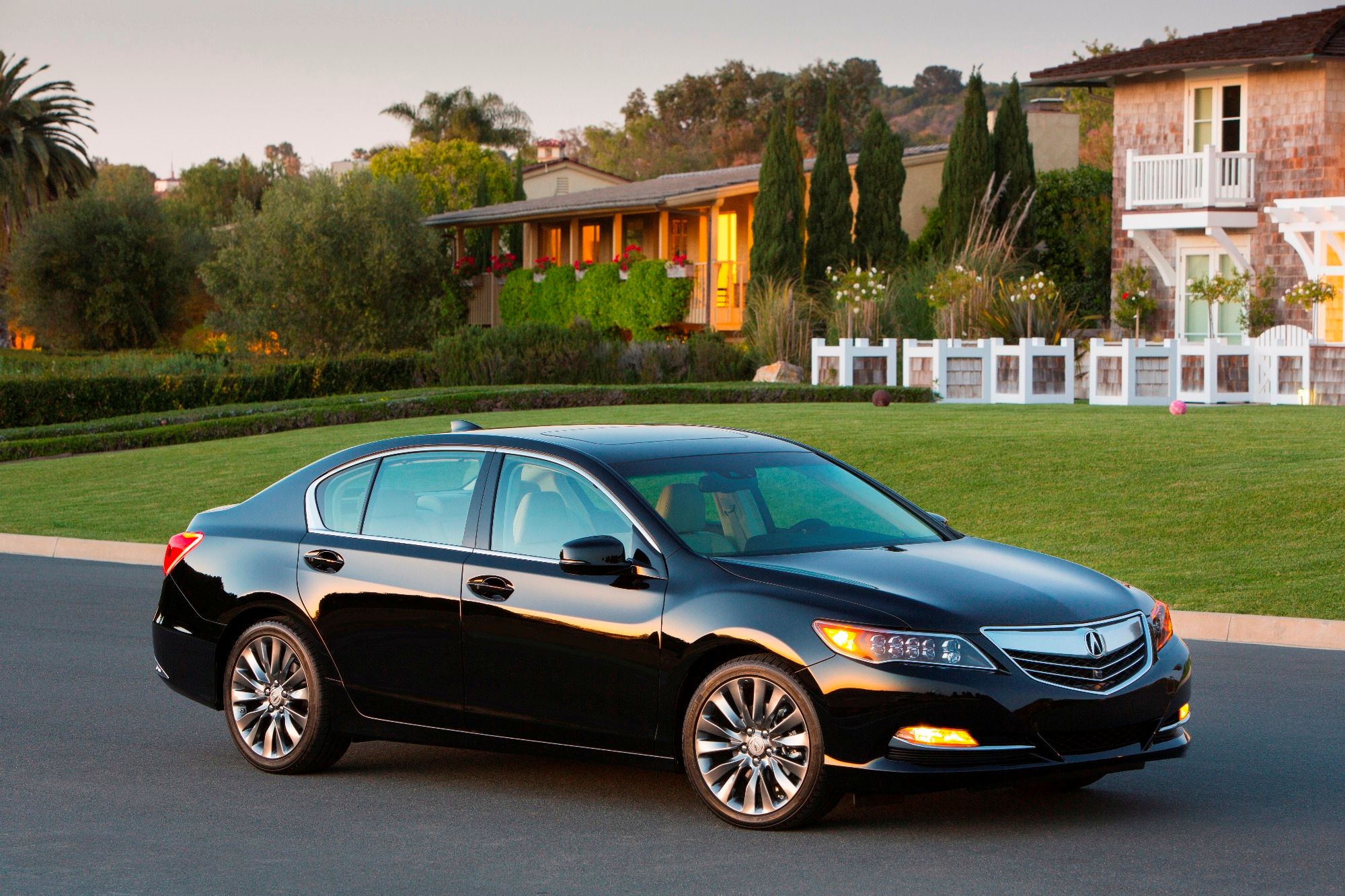 2016 Acura RLX Pricing, Photos & Specs
