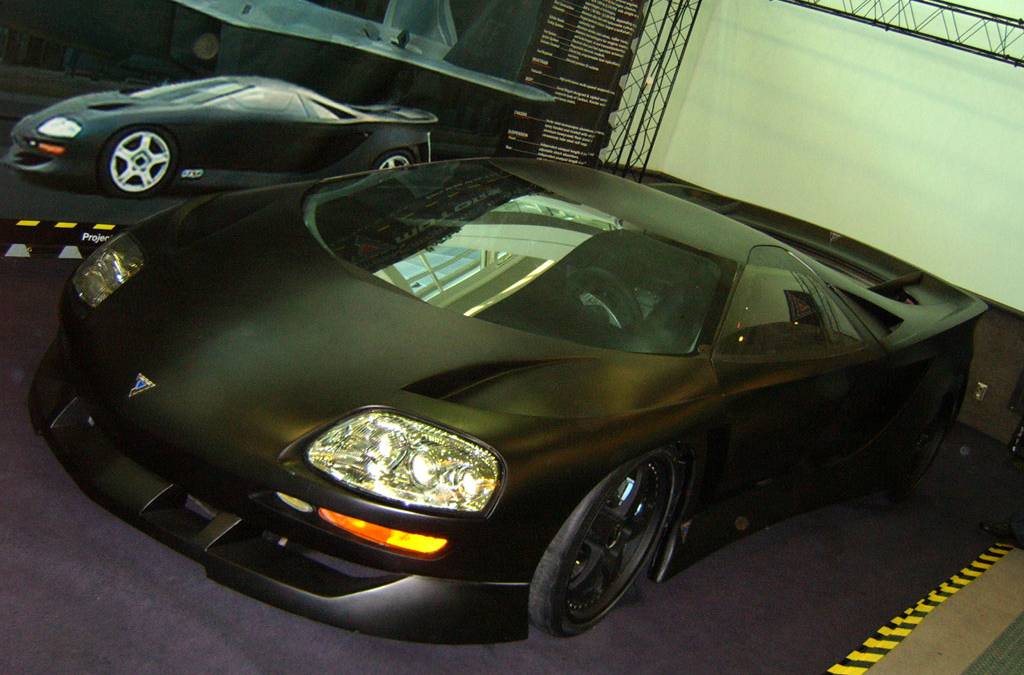 The Vector WX-8 Supercar Could Be America's Answer To Ferrari And ...