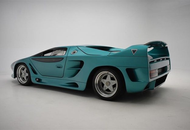 The Vector WX-8 Supercar Could Be America's Answer To Ferrari And ...