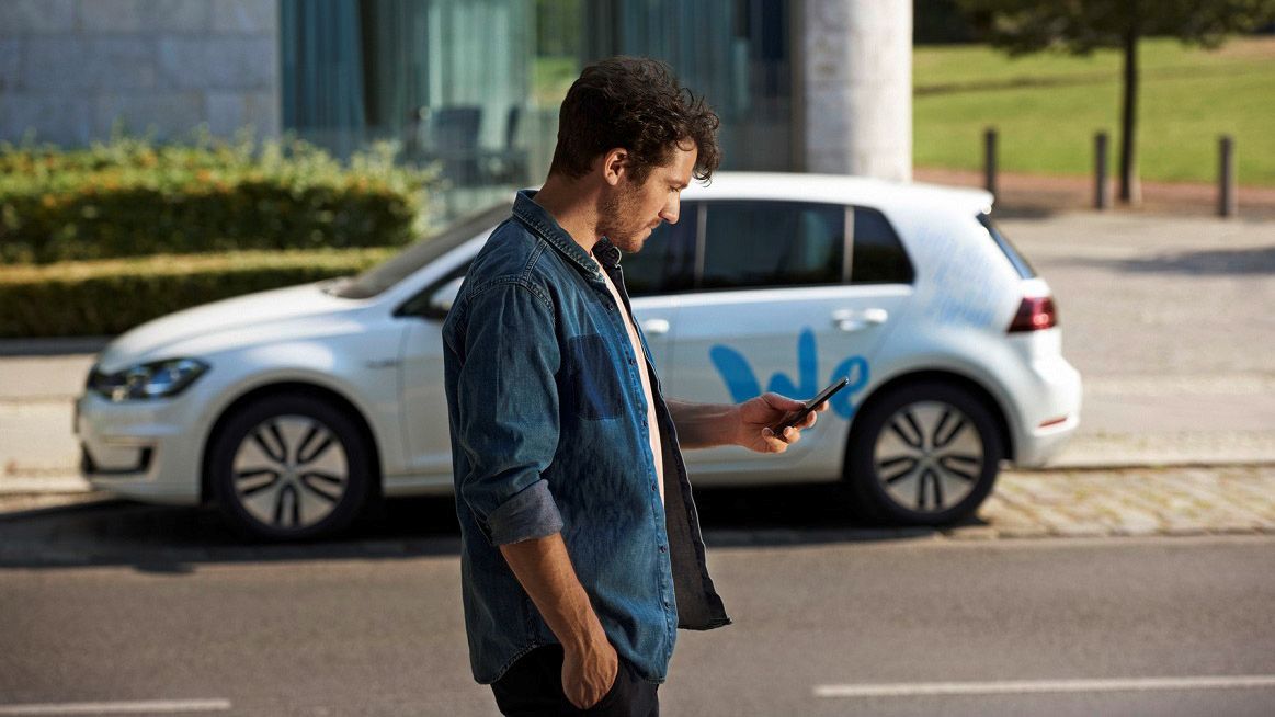 Volkswagen To Launch All-Electric Car Sharing Service By 2020