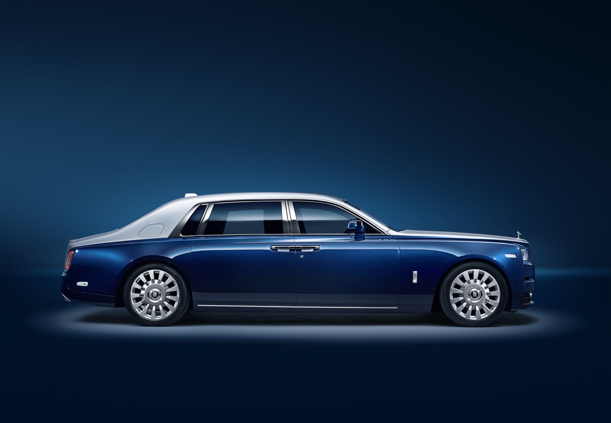 New Rolls-Royce Privacy Suite Back Seat Takes Opulence To A New Level