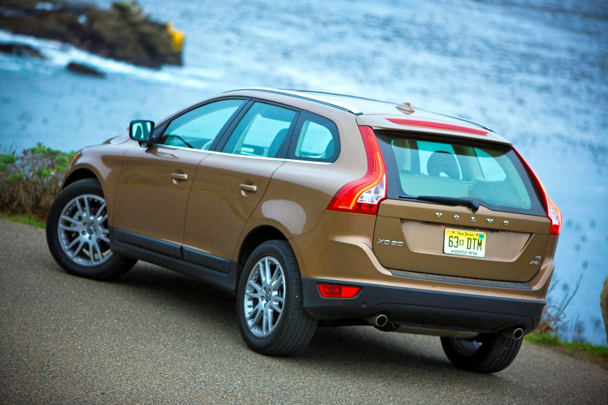 2013 Volvo XC60 Specs & Trims