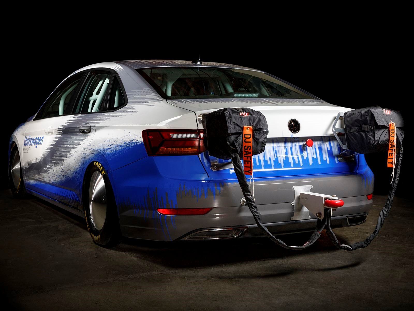 600-HP Volkswagen Jetta Smashes Land Speed Record With 210 MPH Run