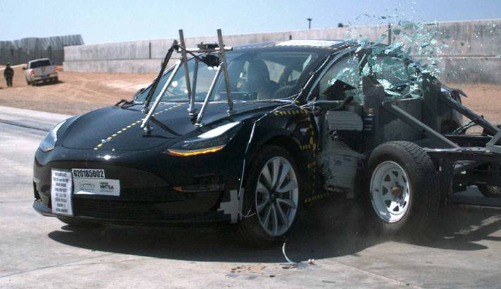 Watch The Tesla Model 3 Earn A Five-Star Crash Safety Rating