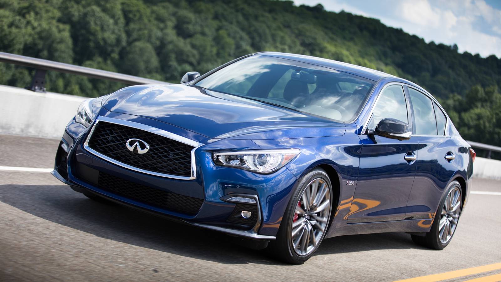 Infiniti Discontinues Its Last Hybrid Model For 2019?