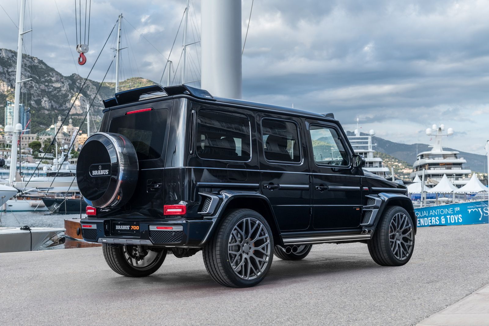 Brabus Turns Mercedes-AMG G63 Into An Absolute Beast