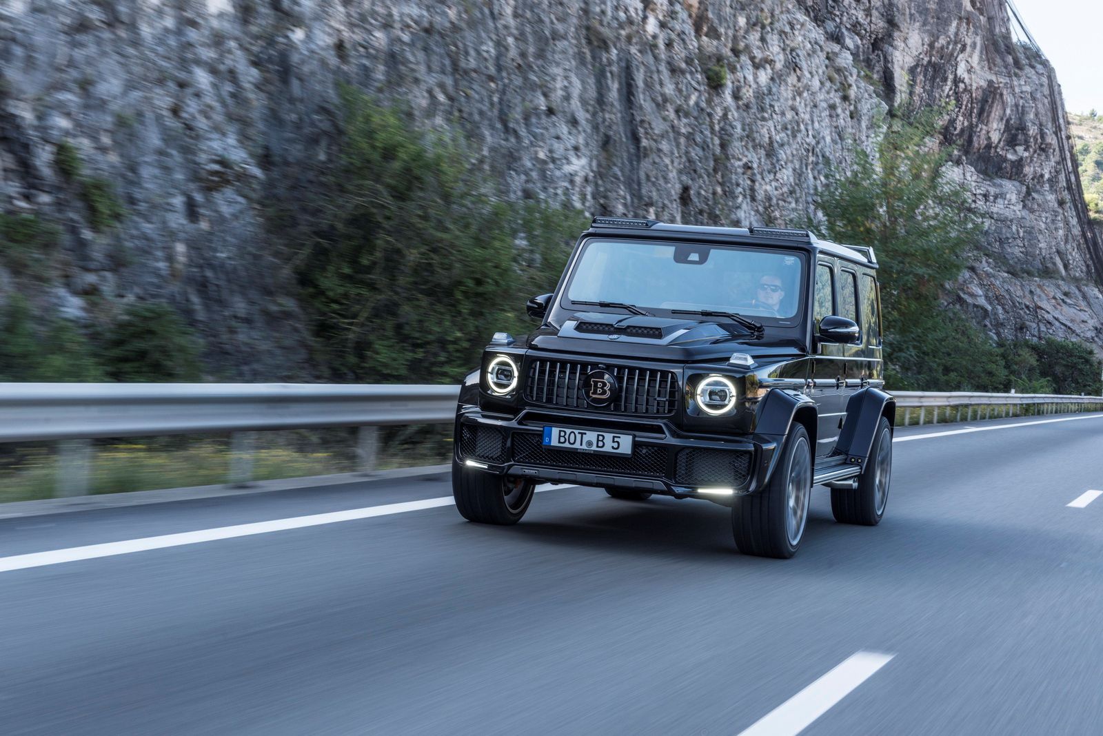 Brabus Turns Mercedes-AMG G63 Into An Absolute Beast