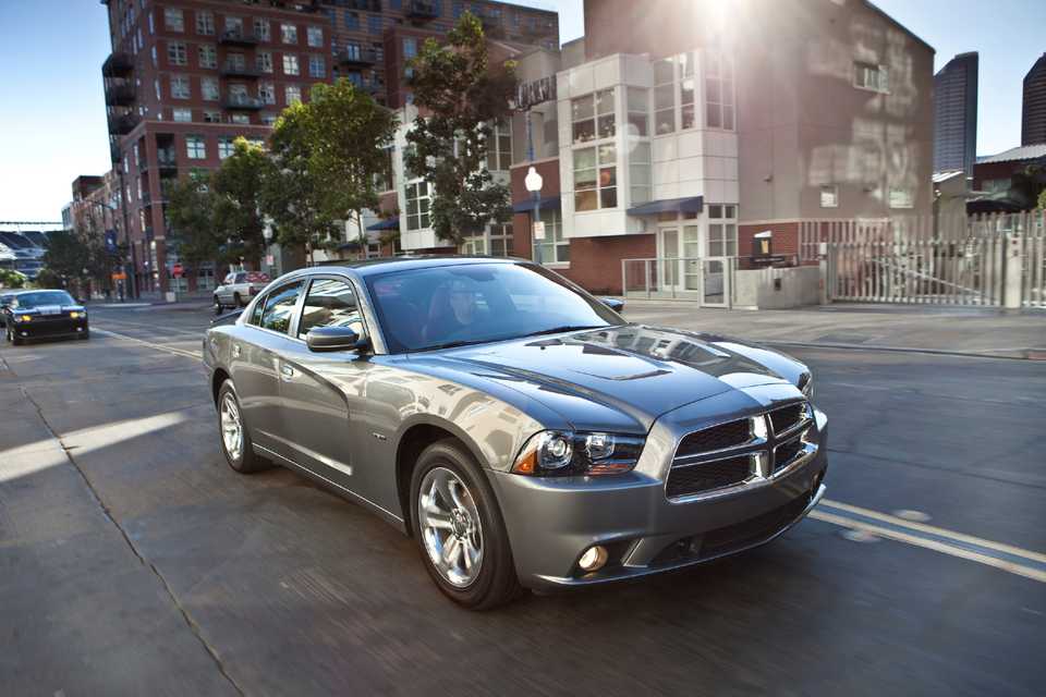 2012 Dodge Charger Pricing, Photos & Specs