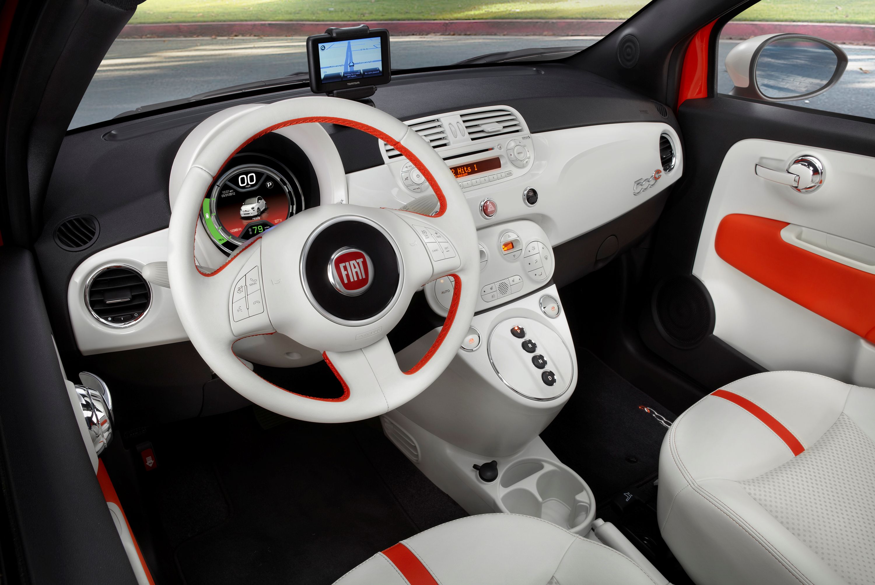 2015 Fiat 500e Photos Interior CarBuzz