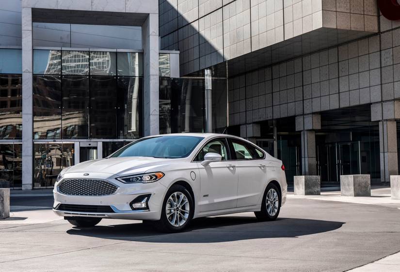 2020 Ford Fusion Pricing, Photos & Specs