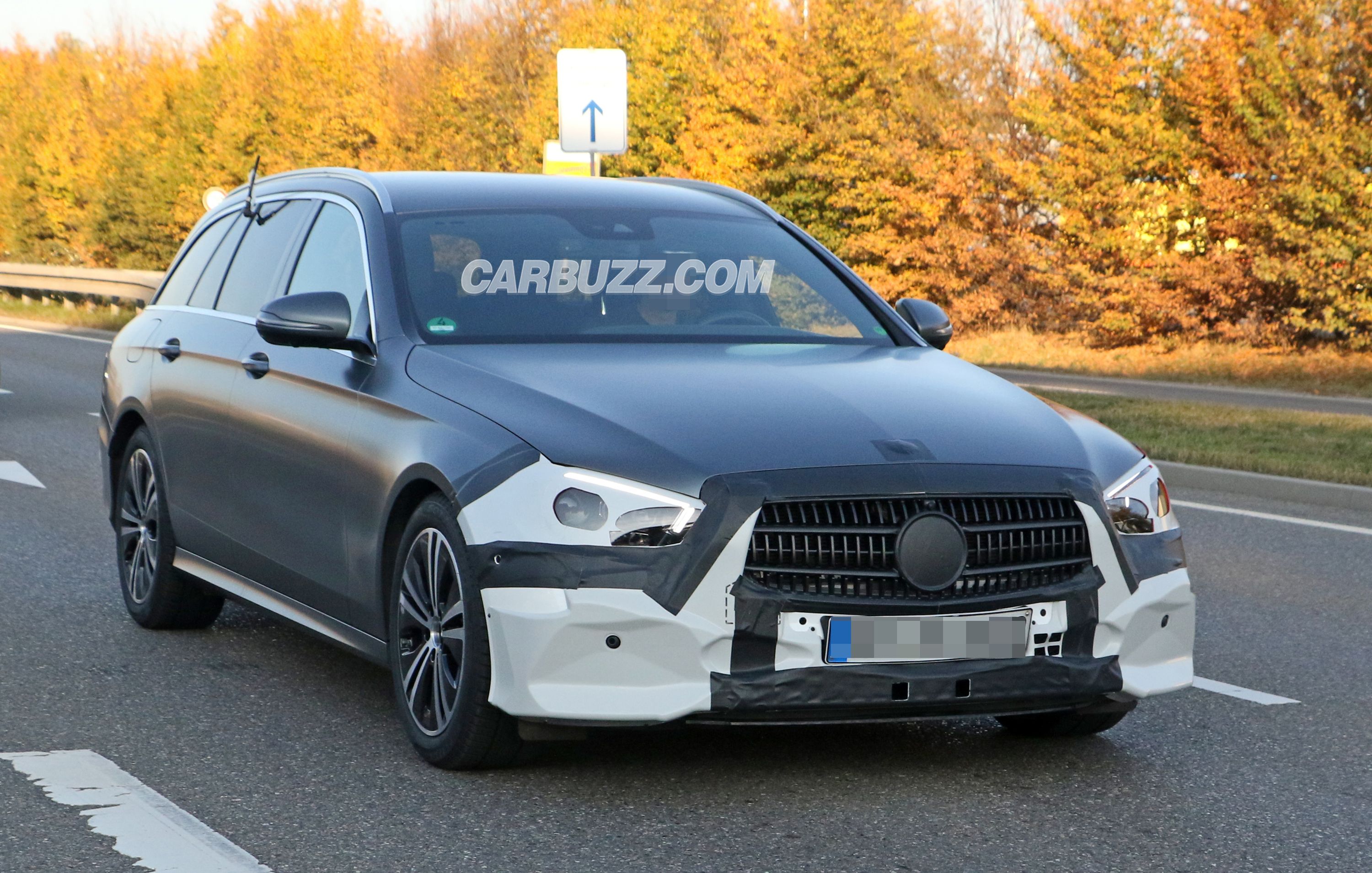 Mercedes E-Class Wagon Spied With CLS-Inspired Facelift