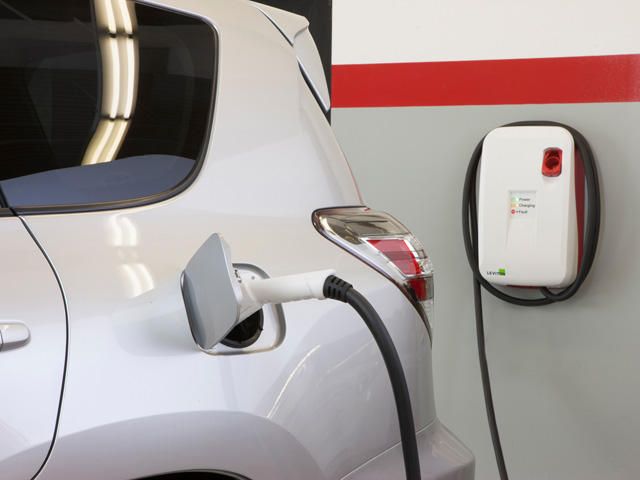 2014 Toyota RAV4 EV Pricing, Photos & Specs