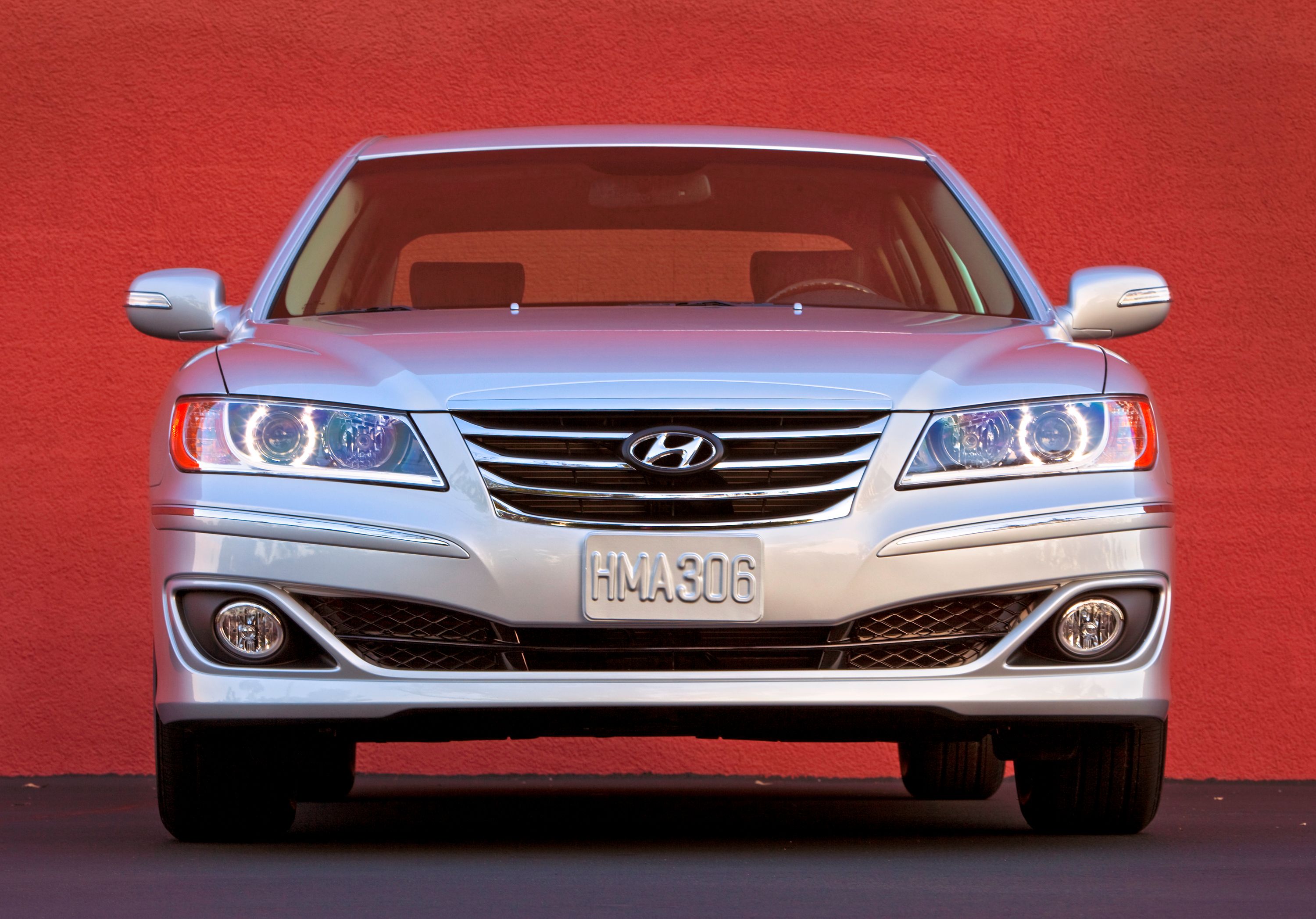 2011 Hyundai Azera Pricing, Photos & Specs