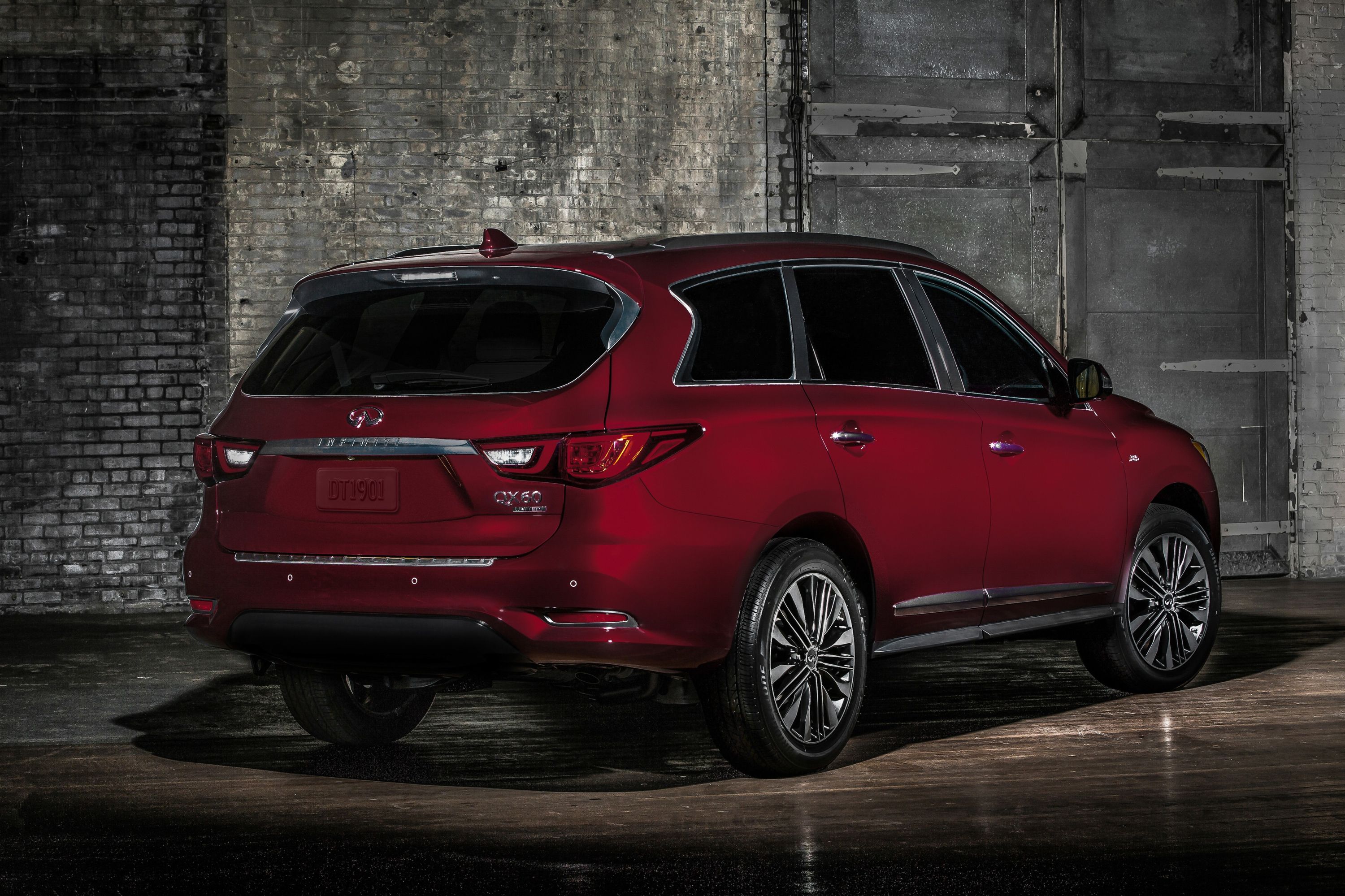 2019 Infiniti QX60 - Photos Exterior | CarBuzz