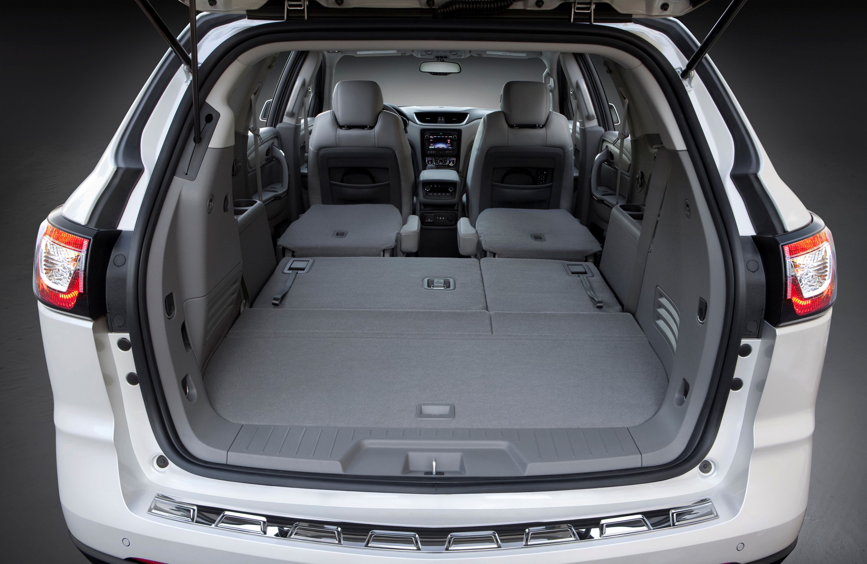 2016 Chevrolet Traverse Pricing, Photos & Specs