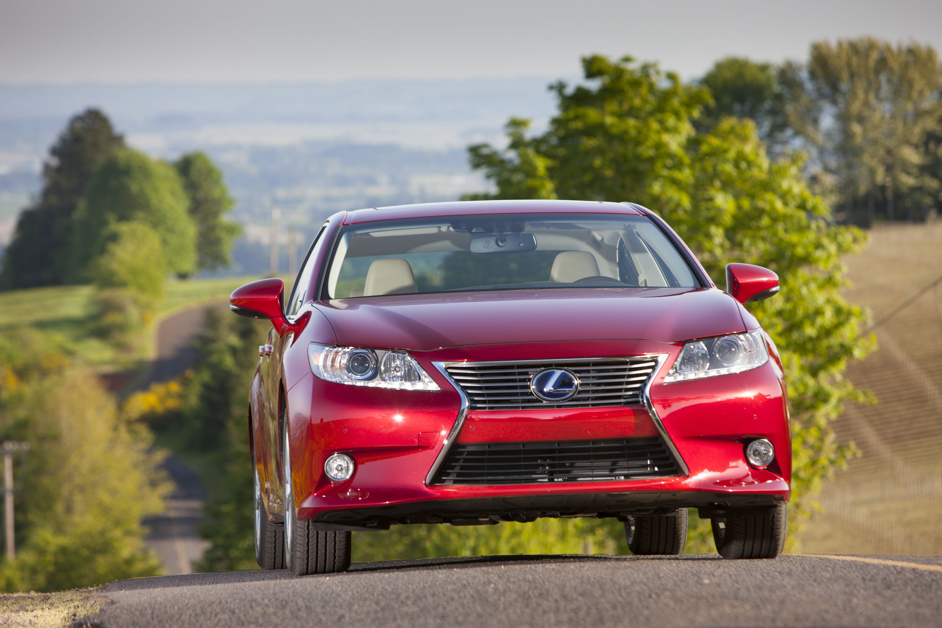 2014 Lexus ES Hybrid Exterior Photos
