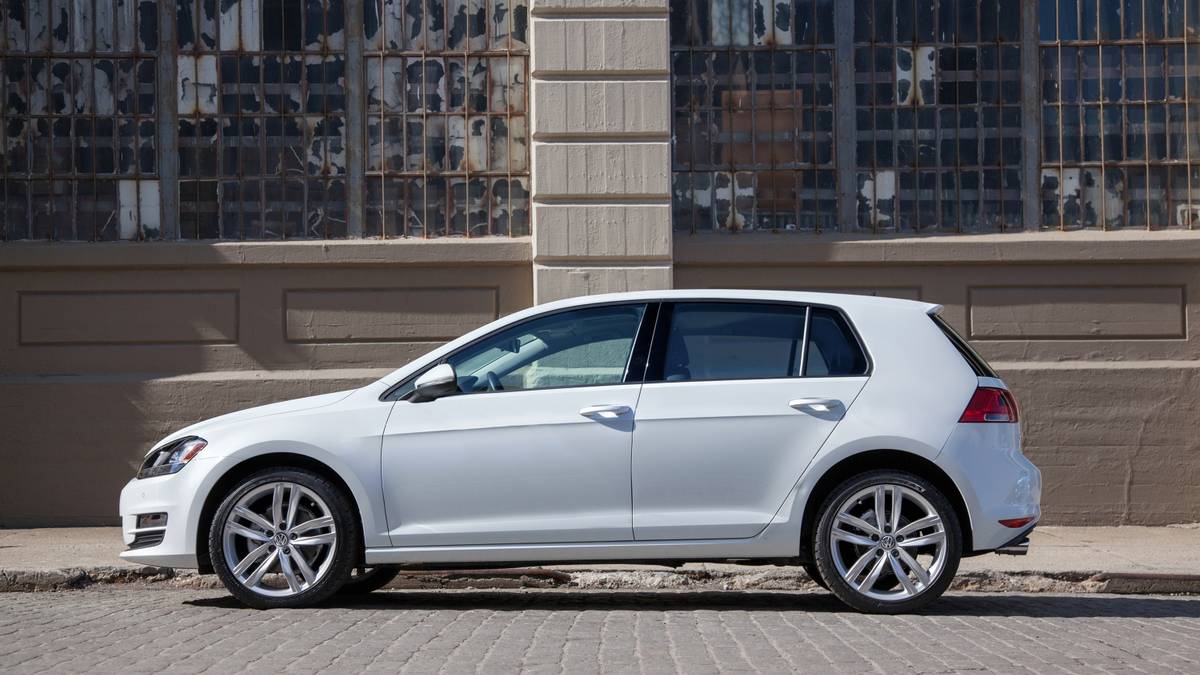 2016 Volkswagen Golf Interior Photos