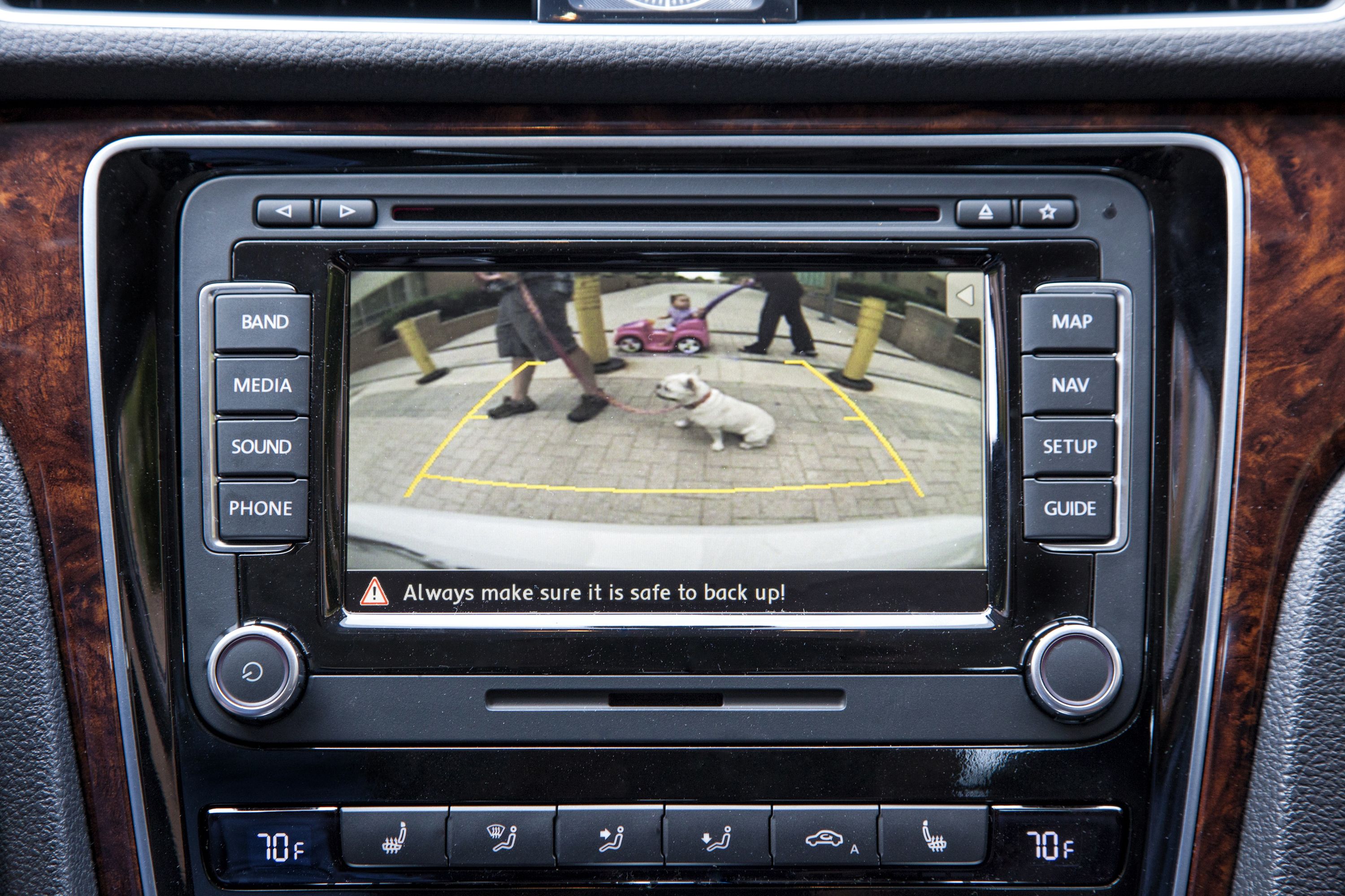 2014 Volkswagen Passat Interior Photos