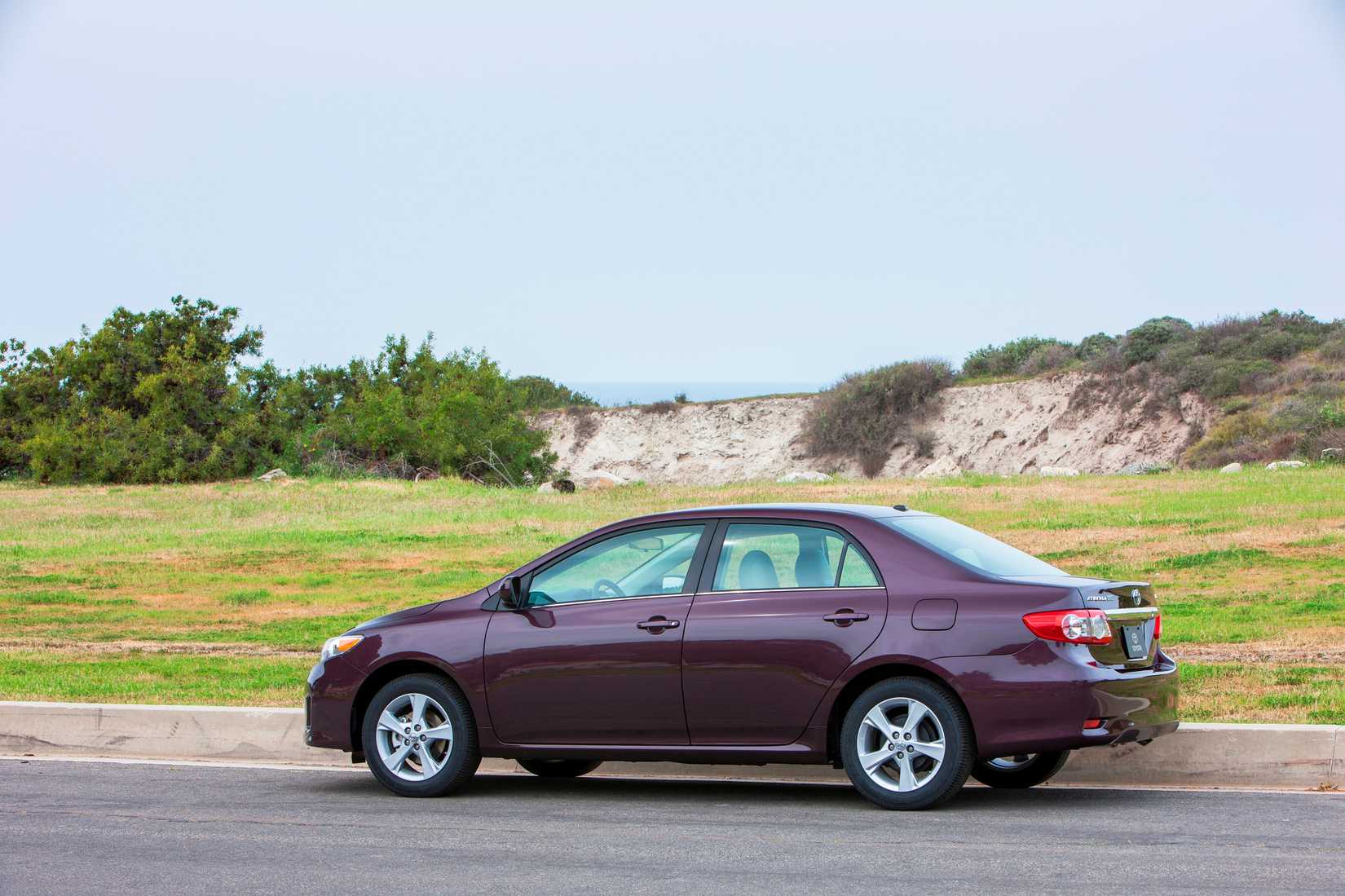 2011 Toyota Corolla Sedan Pricing, Photos & Specs