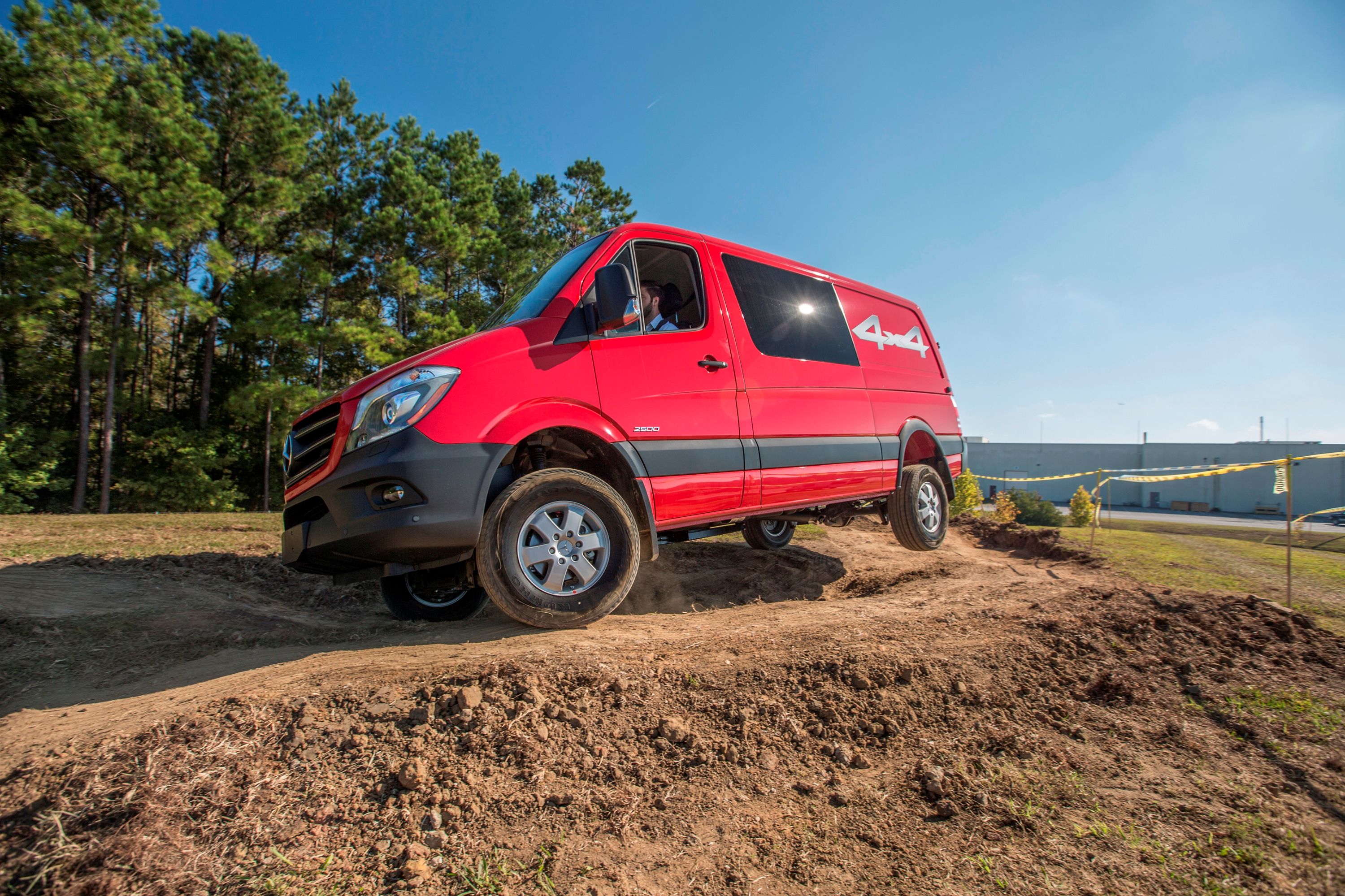 2014 Mercedes-Benz Sprinter Crew Van Exterior Photos