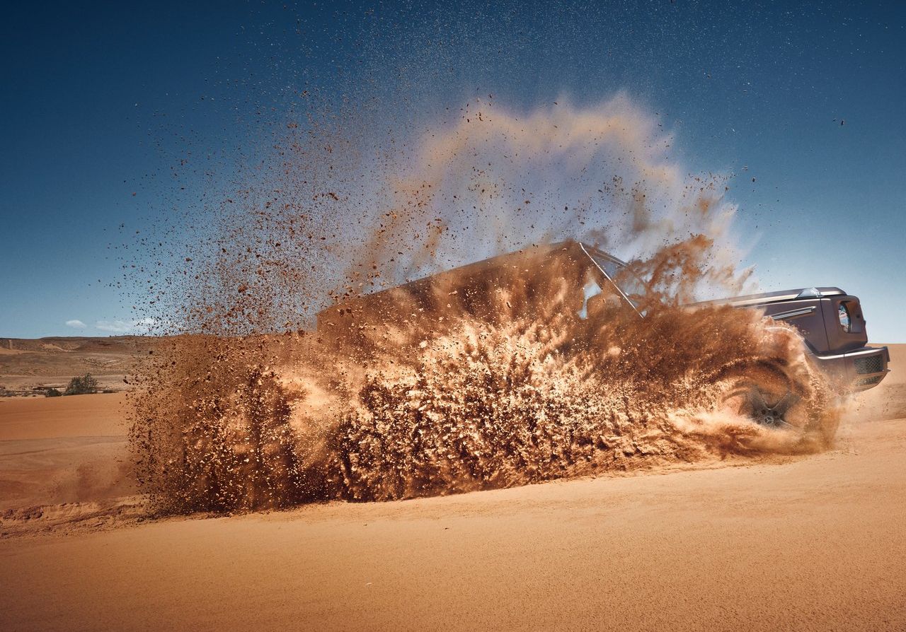 This Is How You Drive The Mercedes G-Class Through Mud