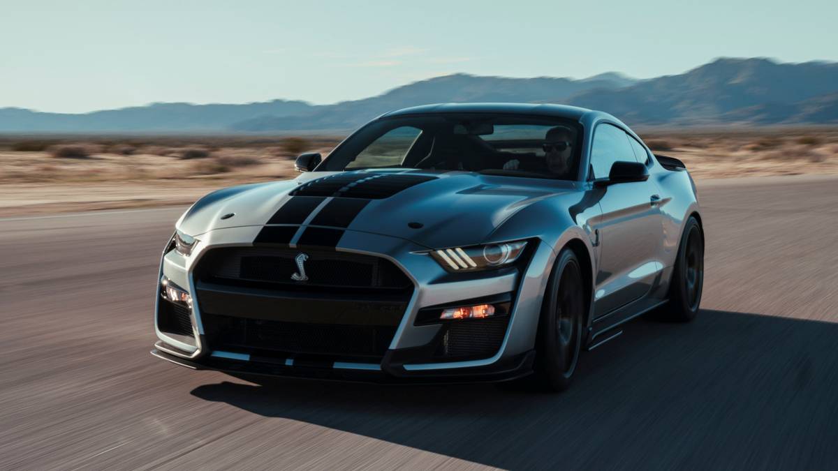 2022 Ford Mustang Shelby GT500 Pricing, Photos & Specs