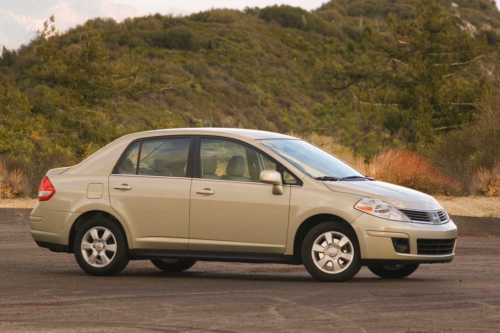 2008 Nissan Versa Sedan Pricing, Photos & Specs