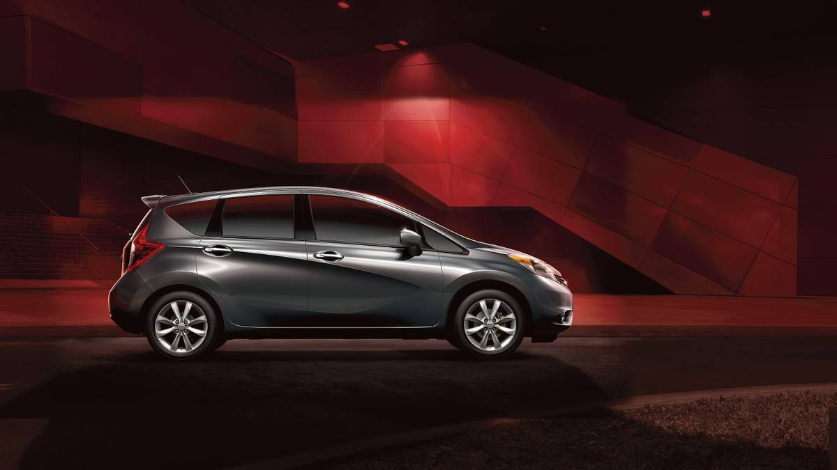 2015 Nissan Versa Note Interior Photos