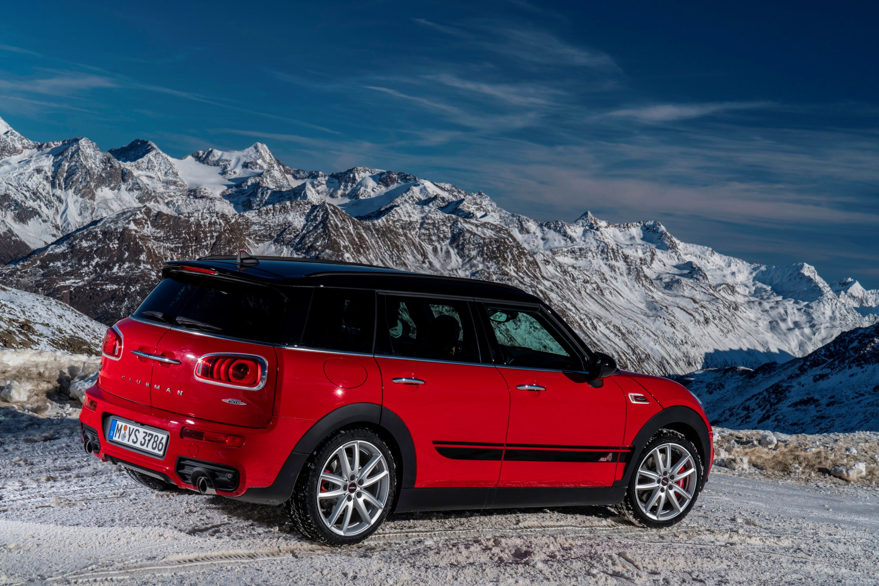 2018 Mini John Cooper Works Clubman Interior Photos