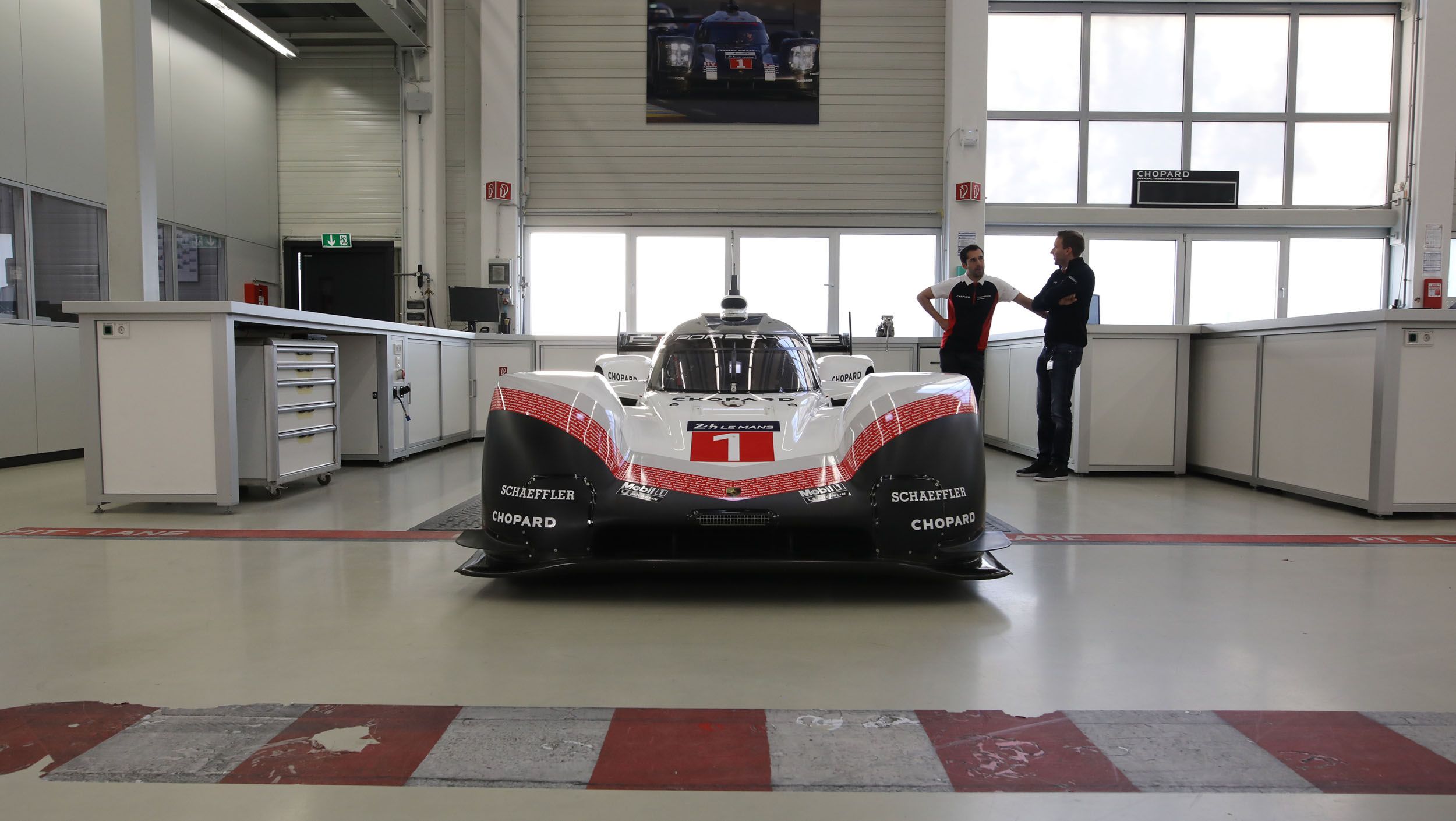 5 Amazing Facts About The Incredible Porsche 919 Evo