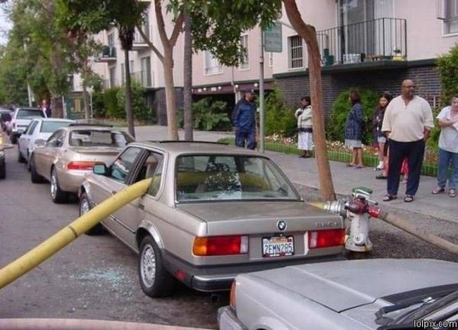 18 Examples Of Bad Parking That Will Make You Mad