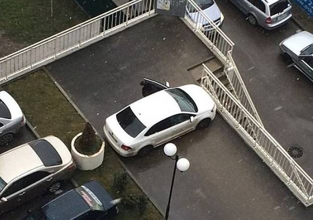 18 Examples Of Bad Parking That Will Make You Mad