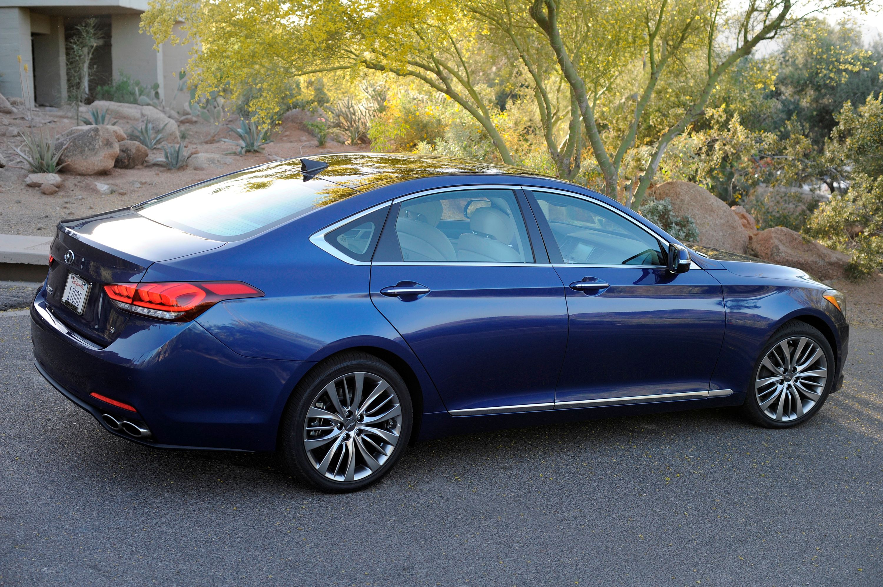 Hyundai Genesis: Review, Pricing, Photos, and Specs
