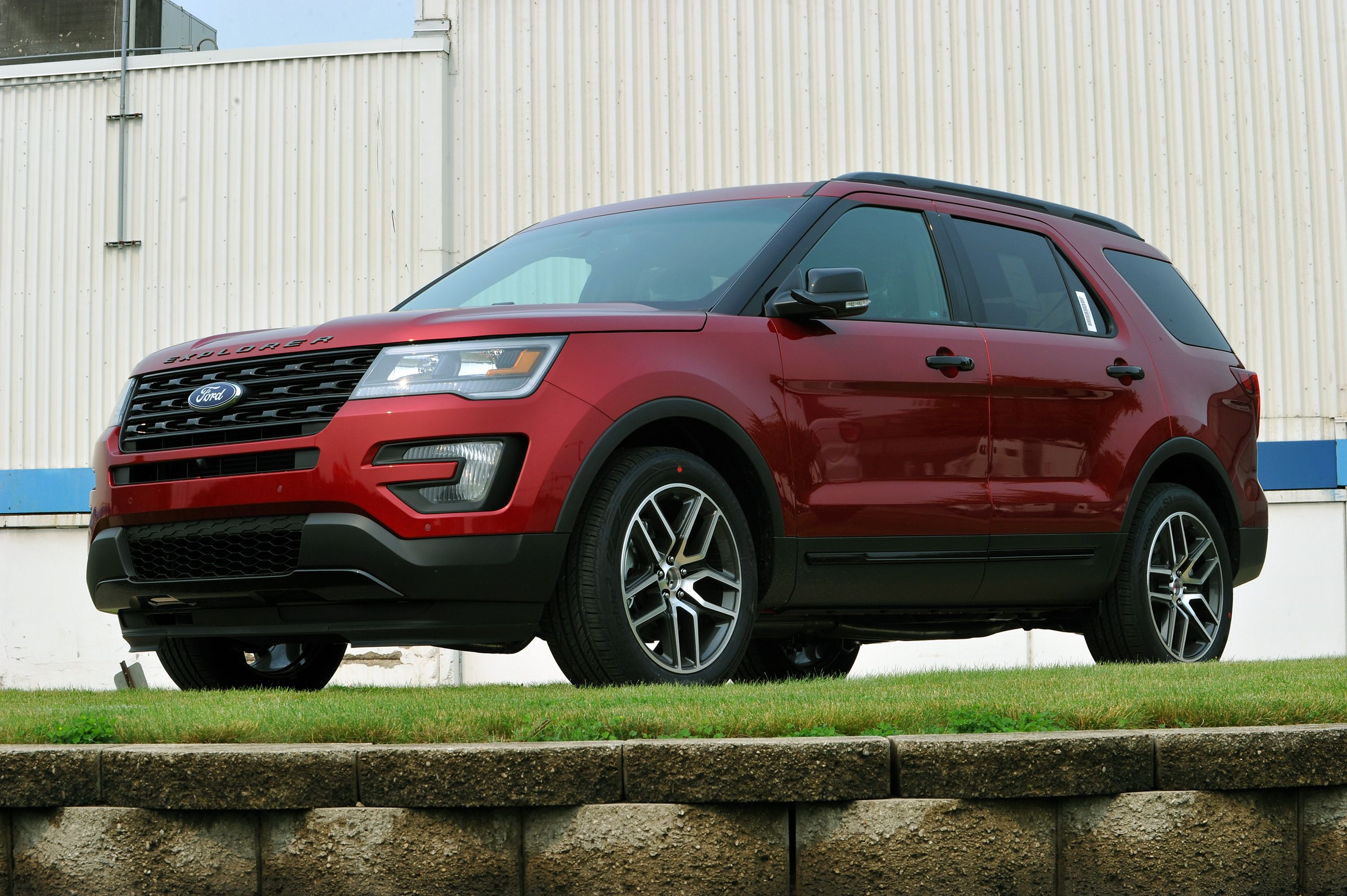 Ford Explorer Owners Still Claim Carbon Monoxide Exposure