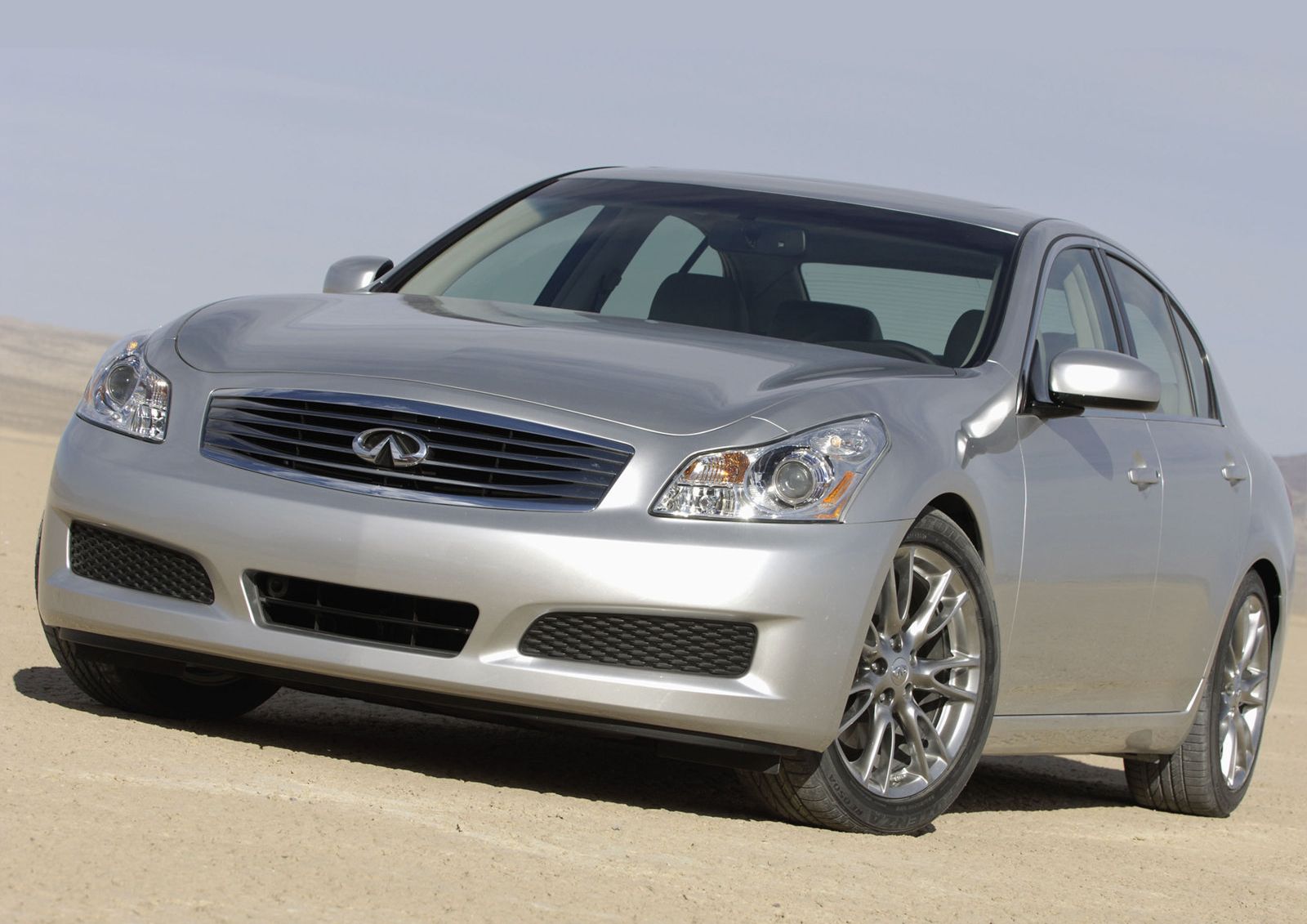 Infiniti G35 Sedan: Review, Pricing, Photos, and Specs