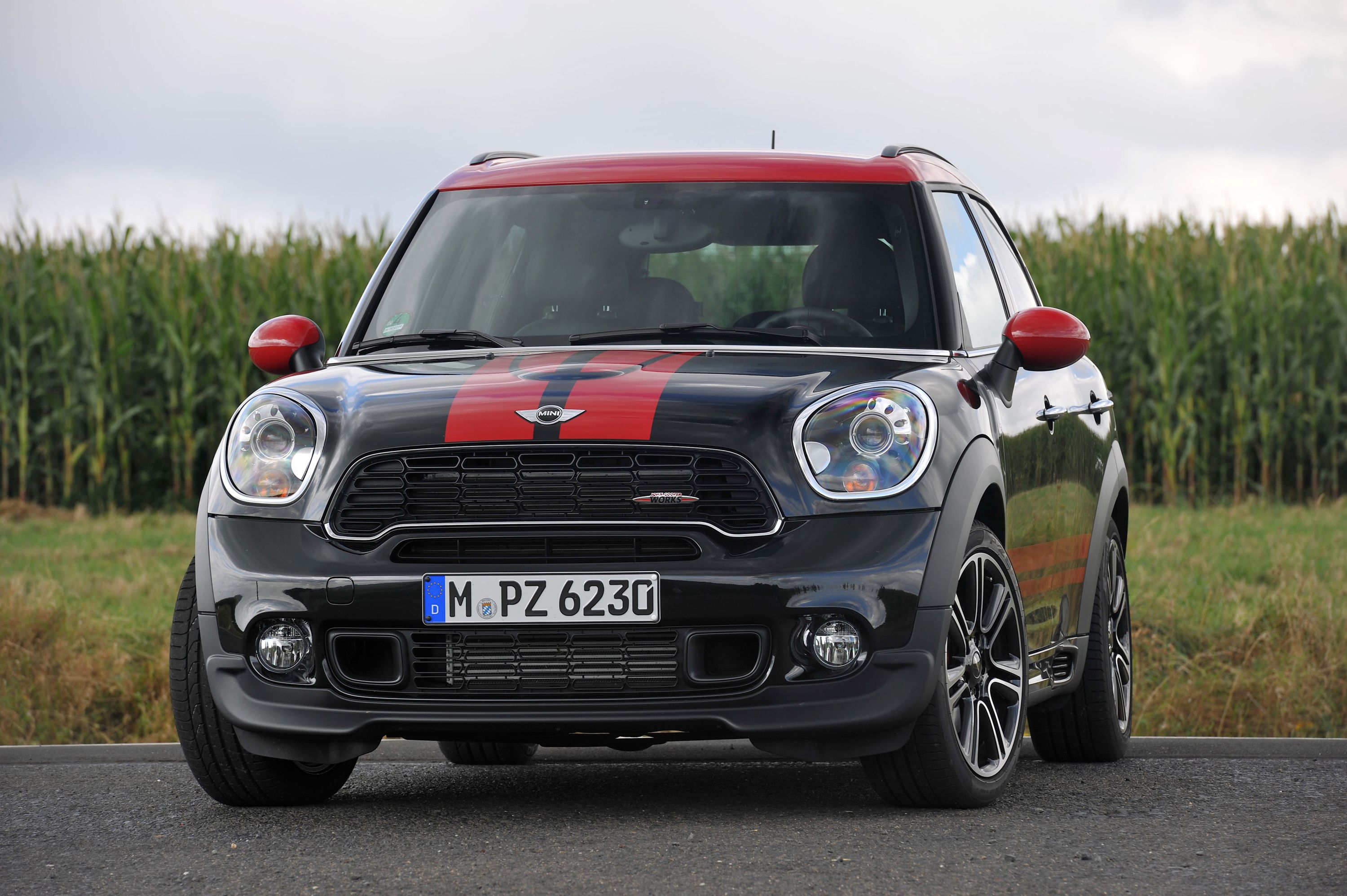 2016 Mini John Cooper Works Countryman Exterior Photos
