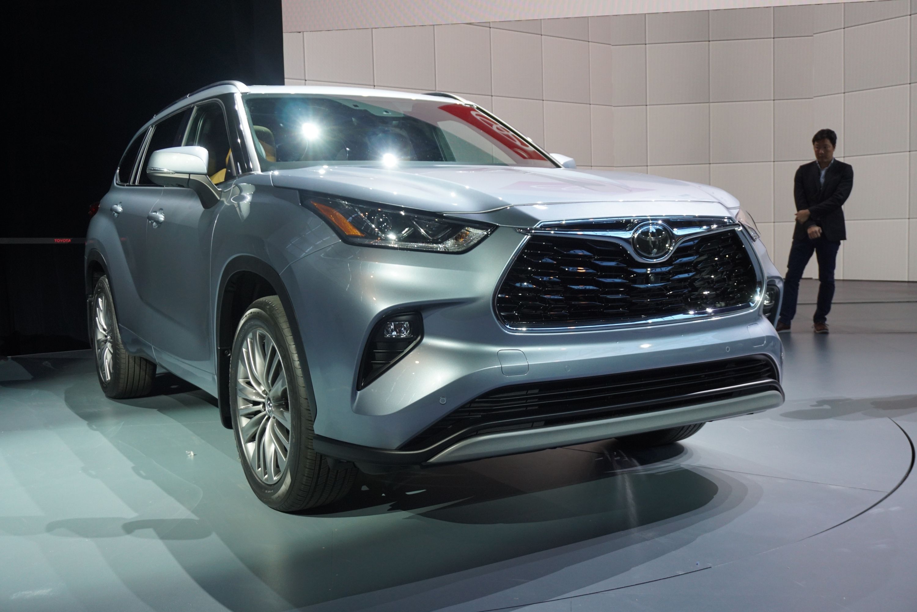 Meet The All-New 2020 Toyota Highlander
