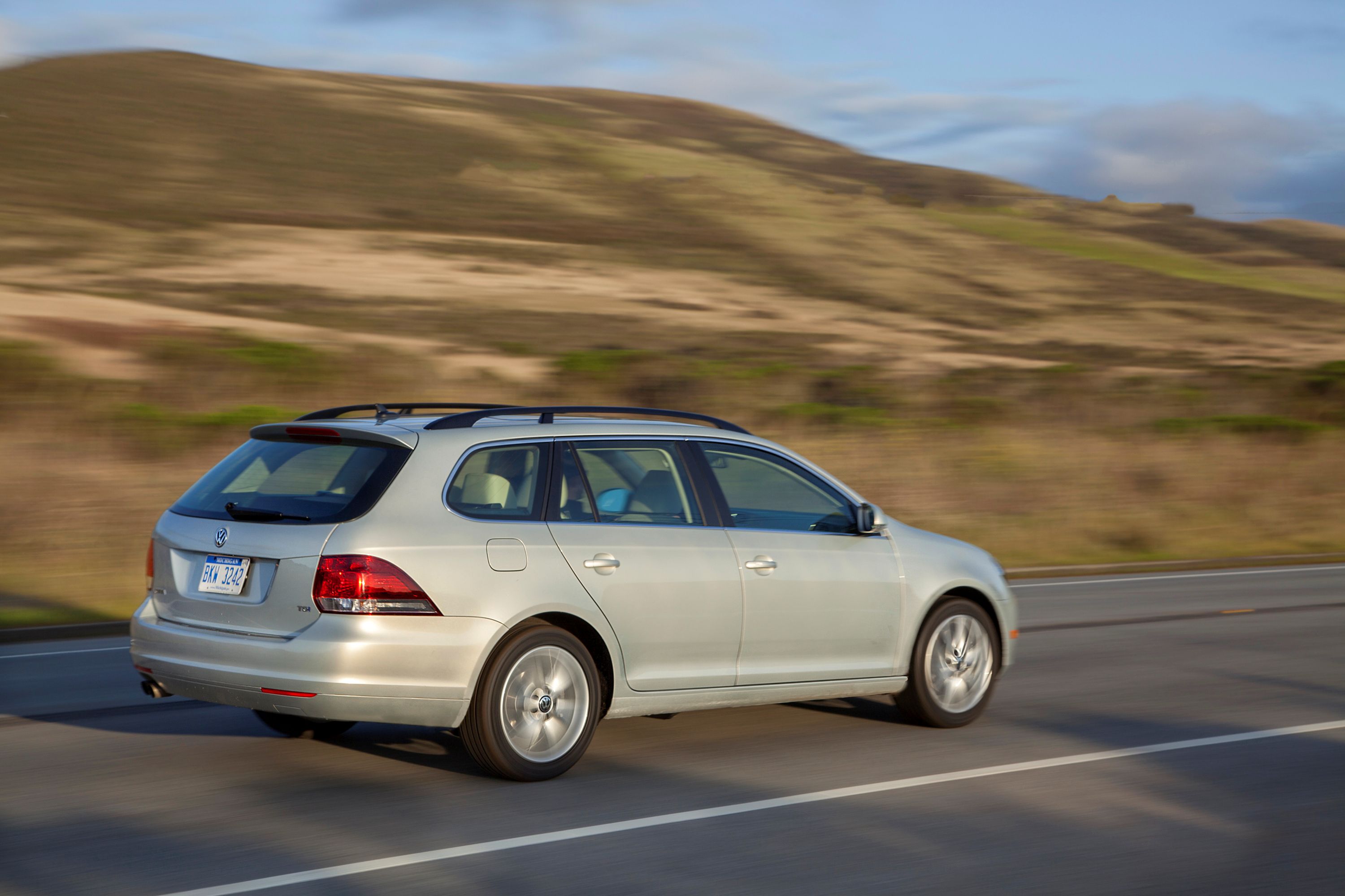 2010 Volkswagen Jetta SportWagen Community Threads & Reviews