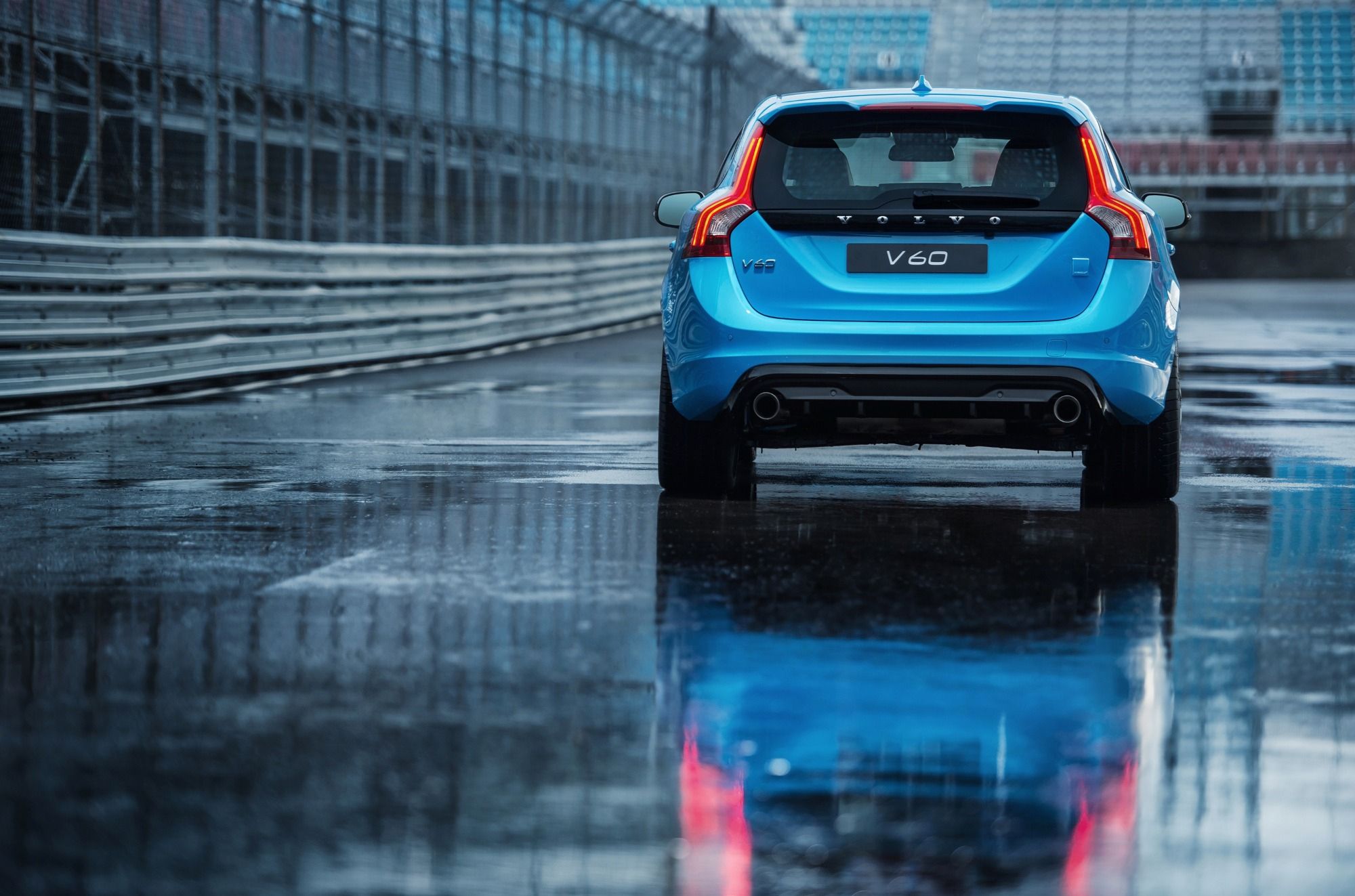 2017 Volvo V60 Polestar Specs & Trims