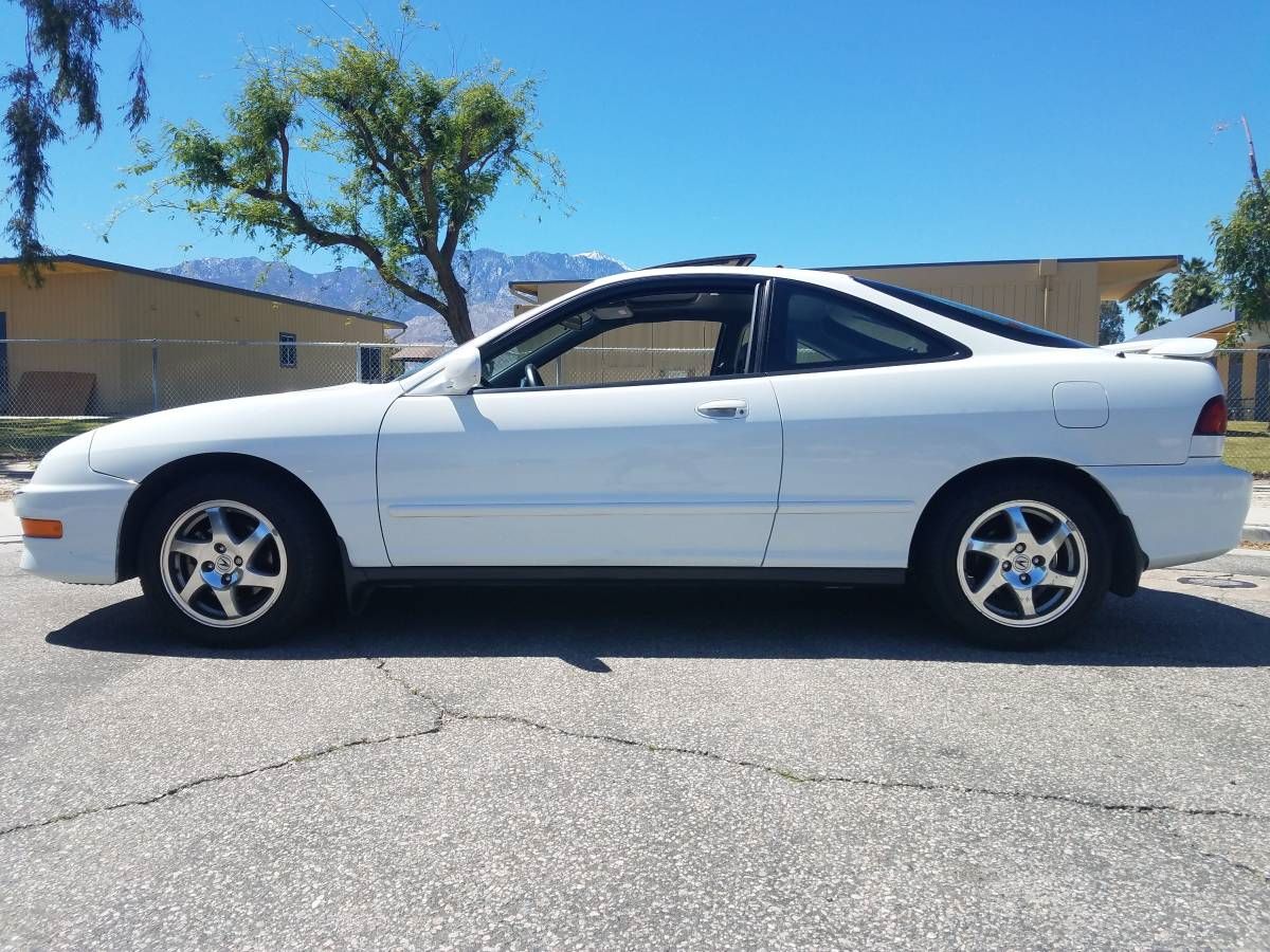2000 Acura Integra Coupe